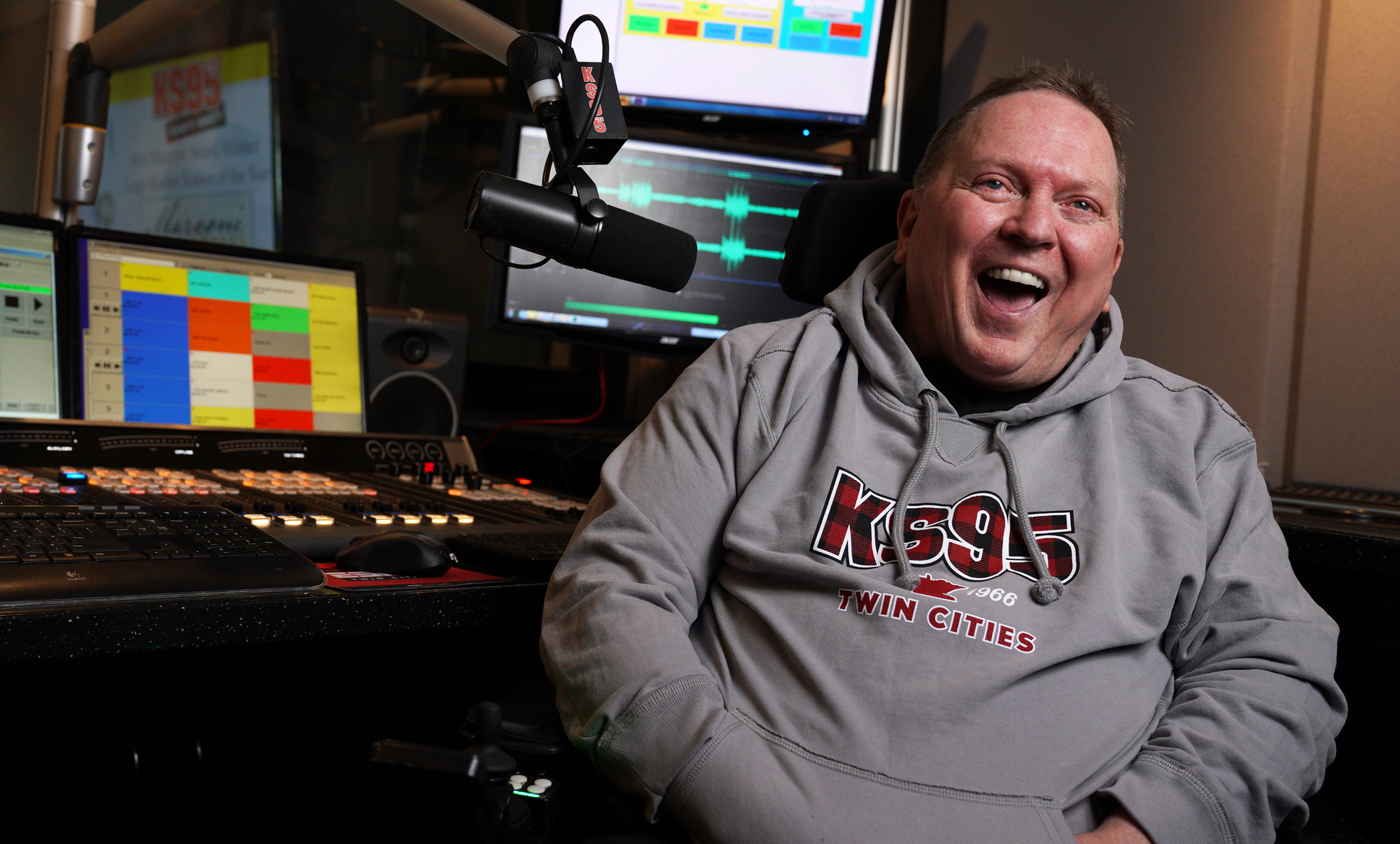 KS95′s Larry ‘Moon’ Thompson dies after long battle with MS