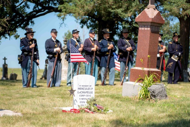 New headstone marks grave of Native soldier from Minnesota who fought in the Civil War