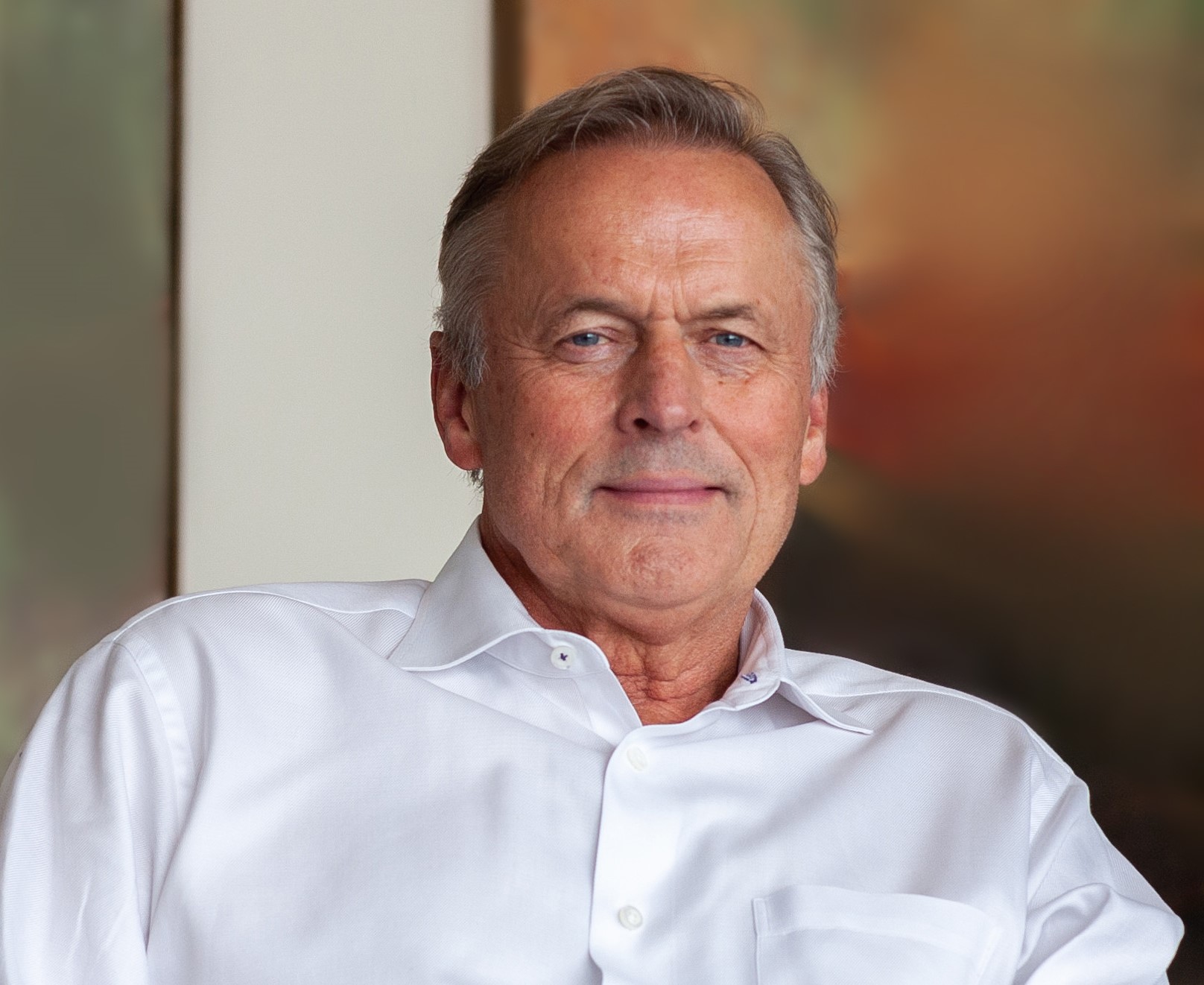 John Grisham combines caper and legal thriller in 'Camino Ghosts ...