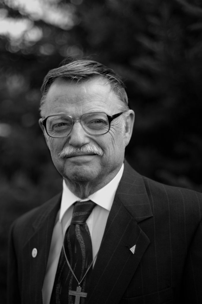 Andrew Benjamin, accountant and volunteer who prepared thousands of tax ...