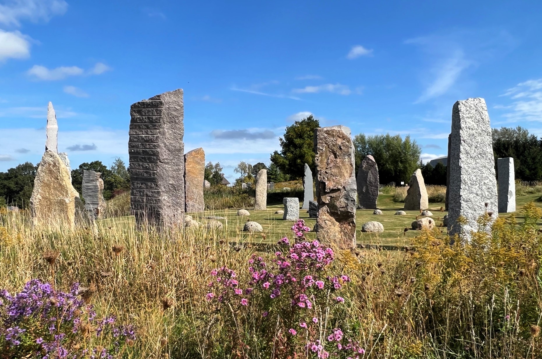 This magical site near the Mississippi pays tribute to Stonehenge-style ...