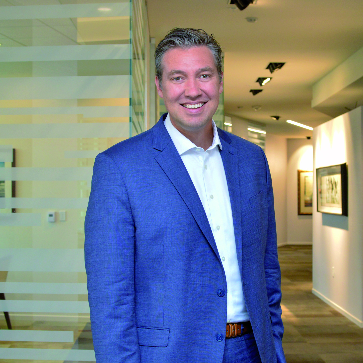 Kraus-Anderson names first new CEO since 1997 but keeps it in the family