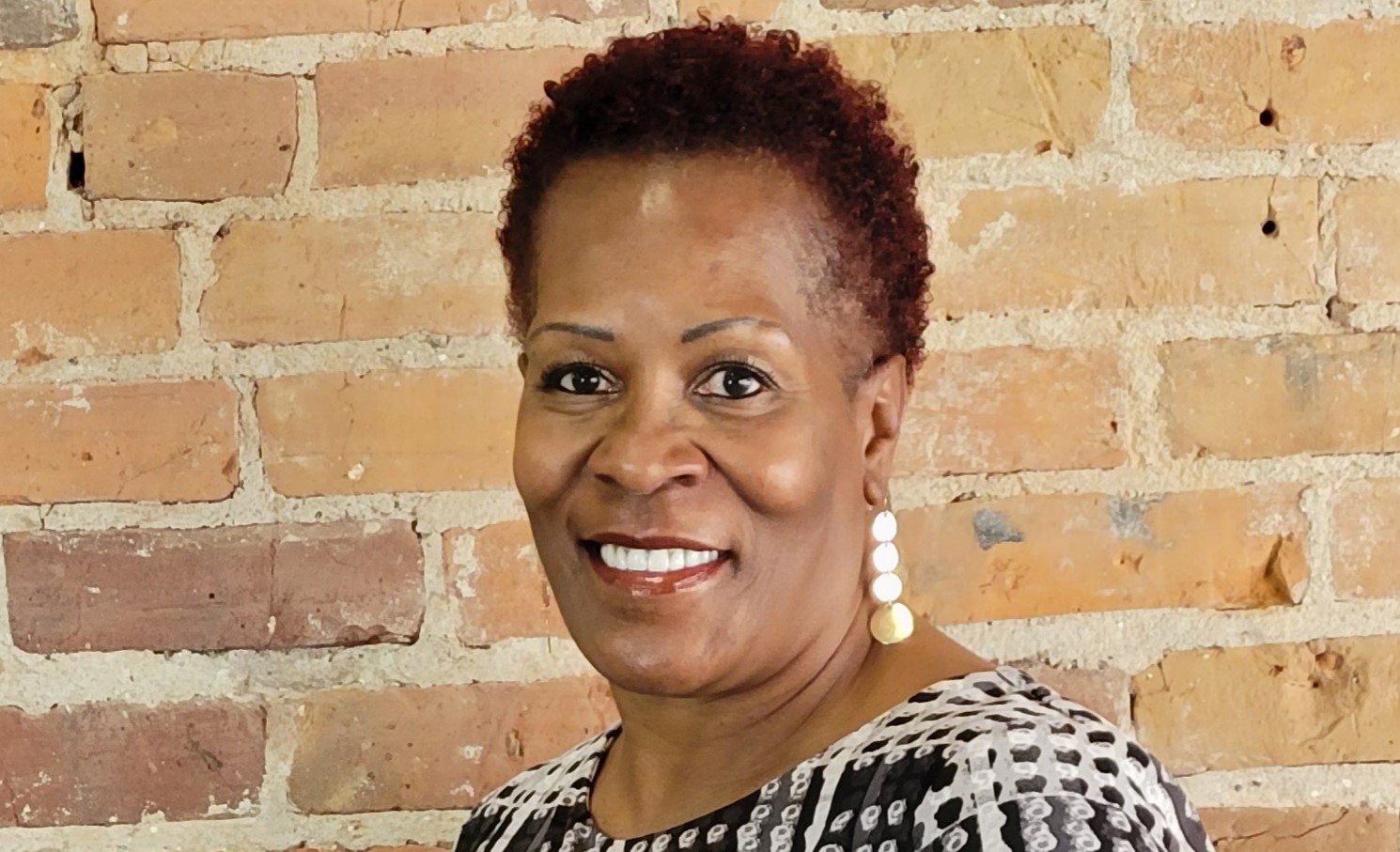 Winona woman helps people erase the stigma of past mistakes