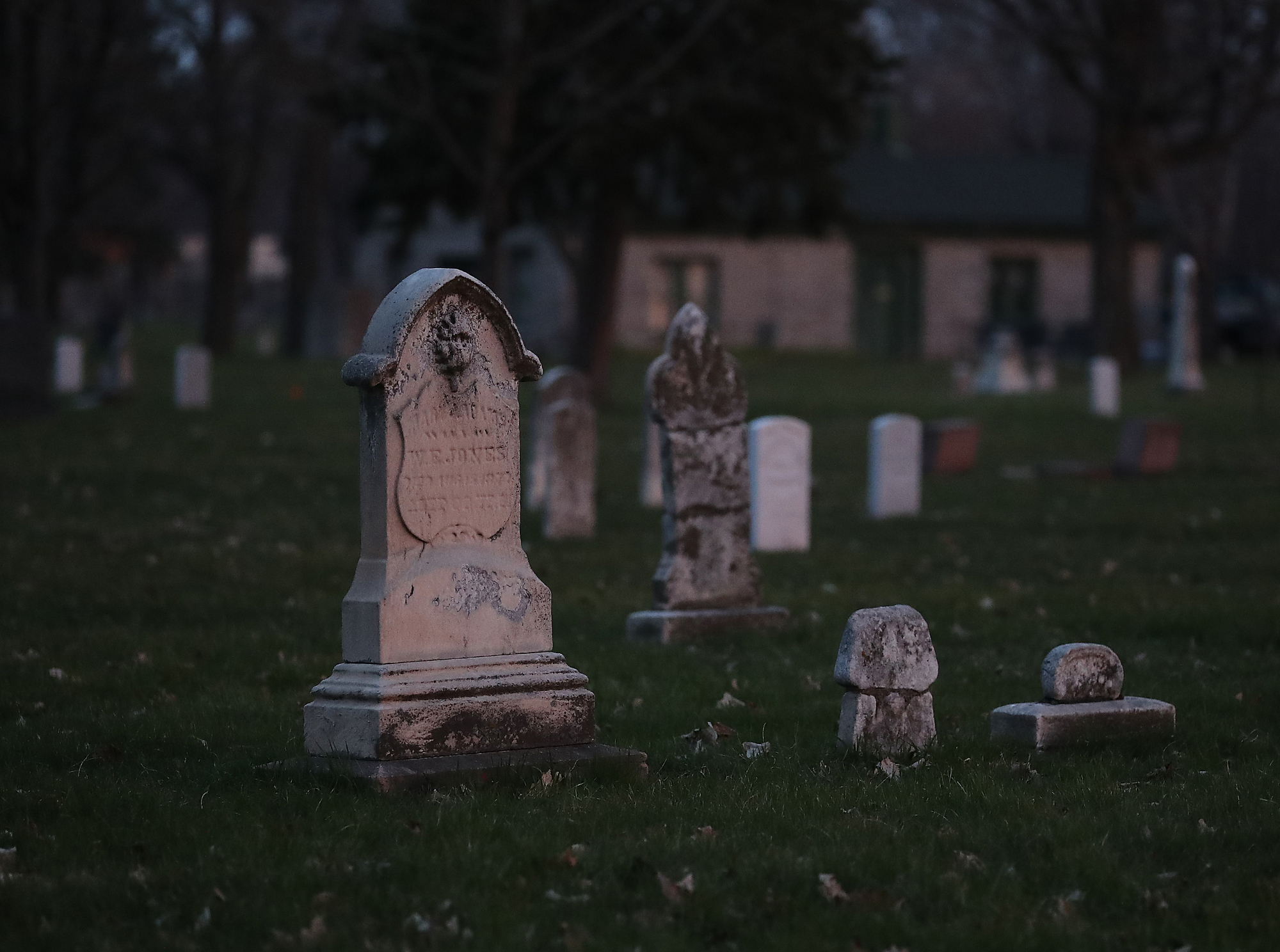 Once far from the city, an old cemetery on busy Lake Street hosts some ...
