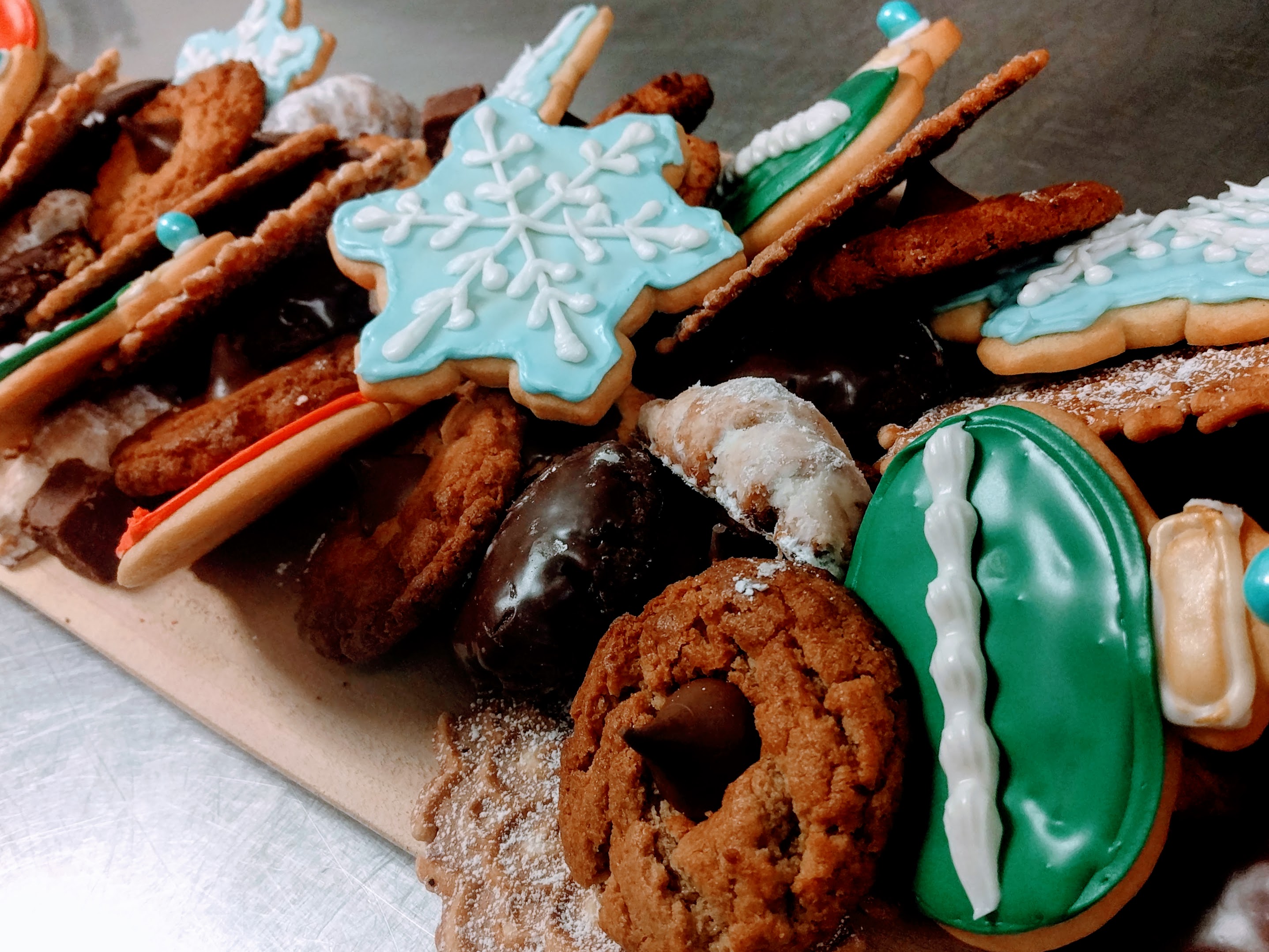 14 places to get a holiday cookie plate in the Twin Cities area