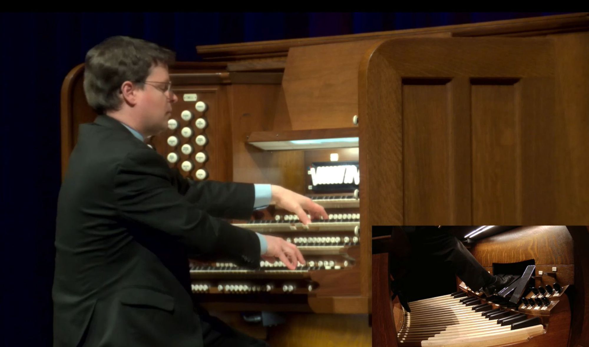 Organist provides a sonic salve as Northrop reopens to in-person audiences