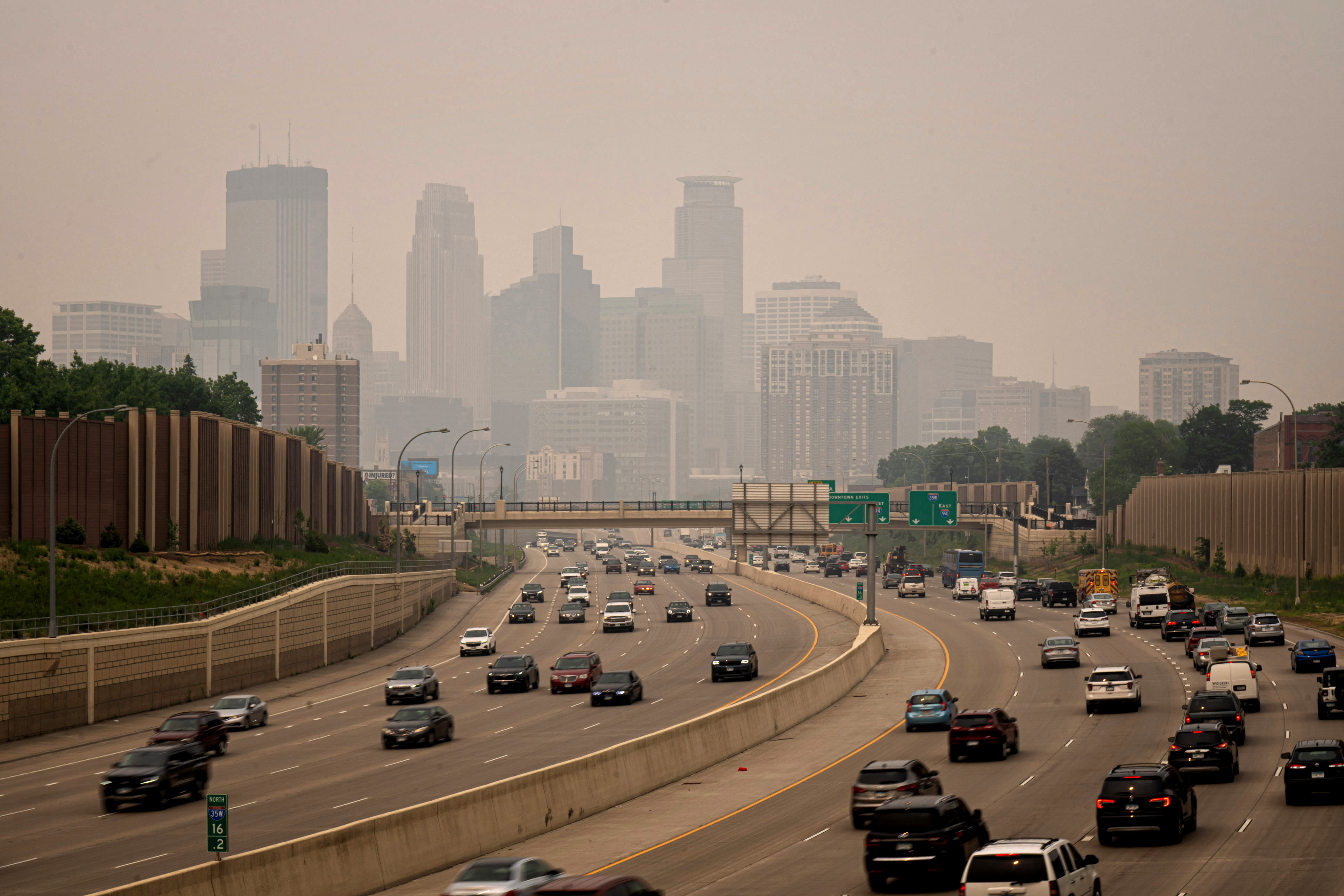Minneapolis air quality dips as morning commute’s pollution is trapped ...
