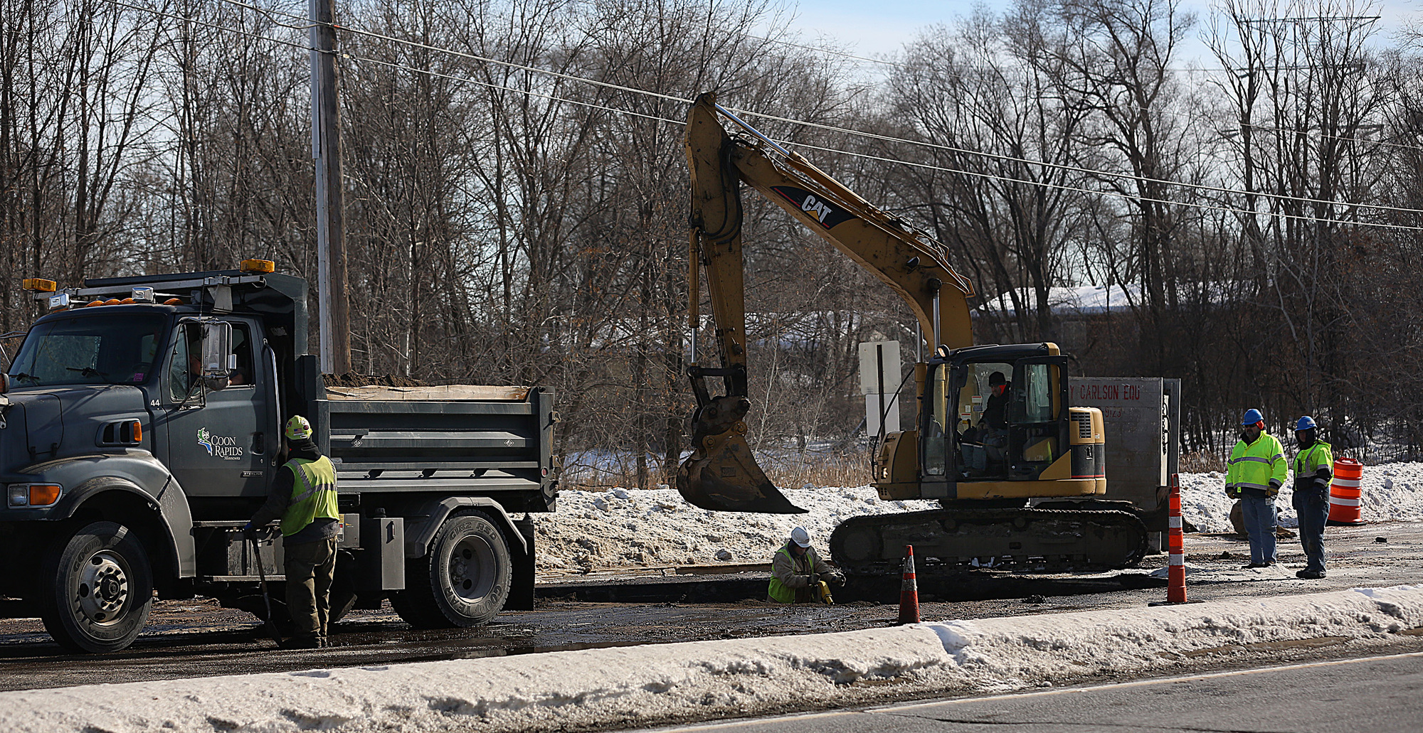 Frozen water pipes keep suburbs busy