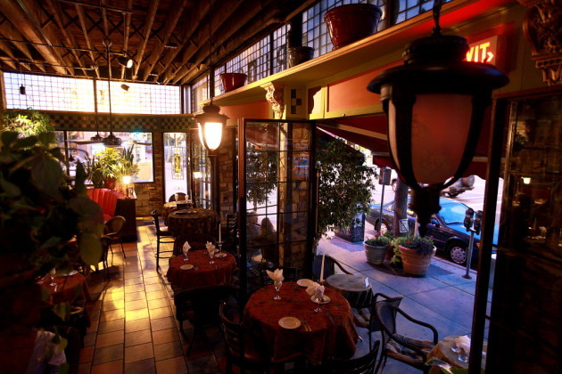 Dinkytown's Loring Pasta Bar closes; managers will reopen restaurant ...