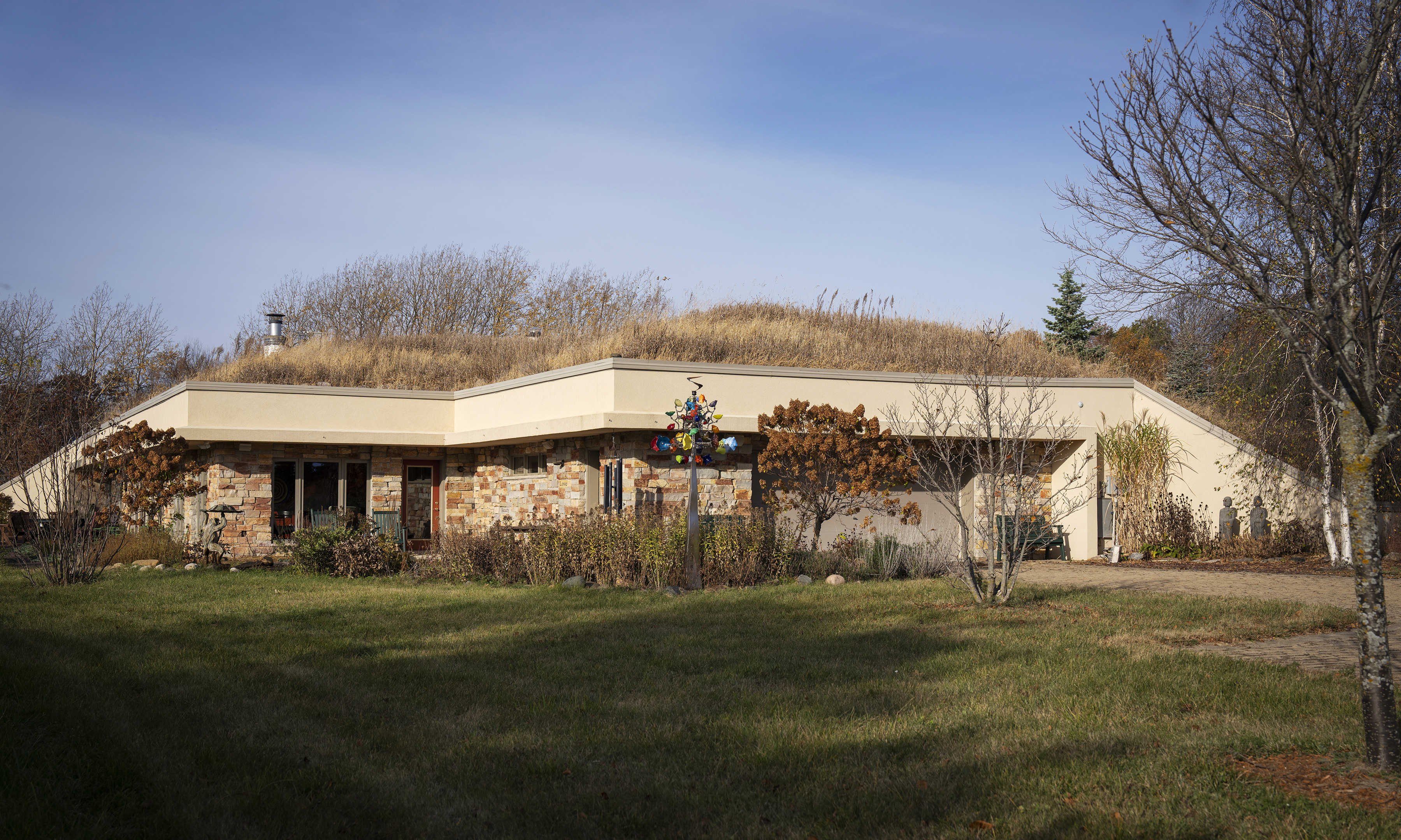 Earth Sheltered Homes Minnesota Hide' Inside This 'earth Sheltered'