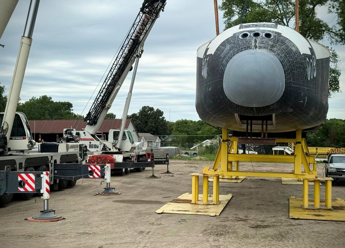 Very oversized load: Space shuttle replica touches down in St. Cloud