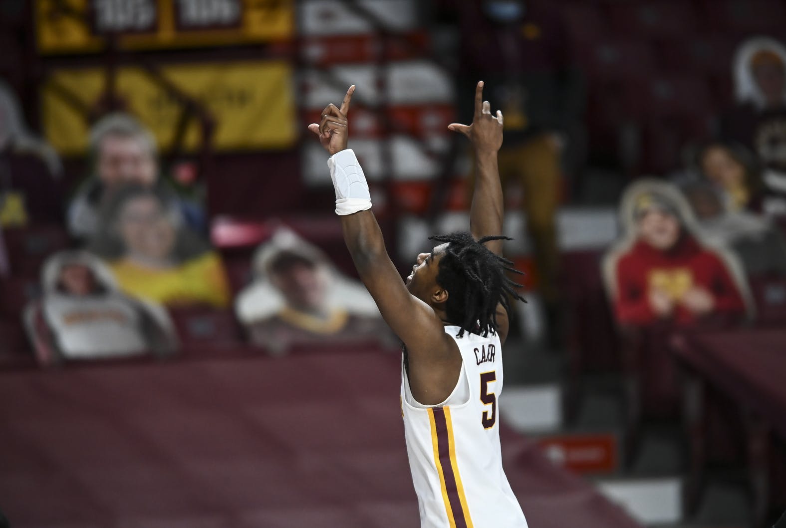 Carr gets emotional after what could be his last game with Gophers
