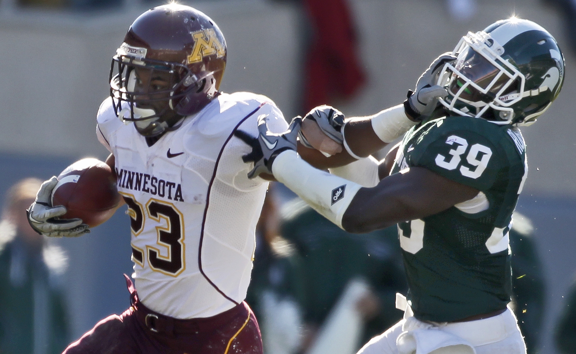 Eskridge leaves U football team