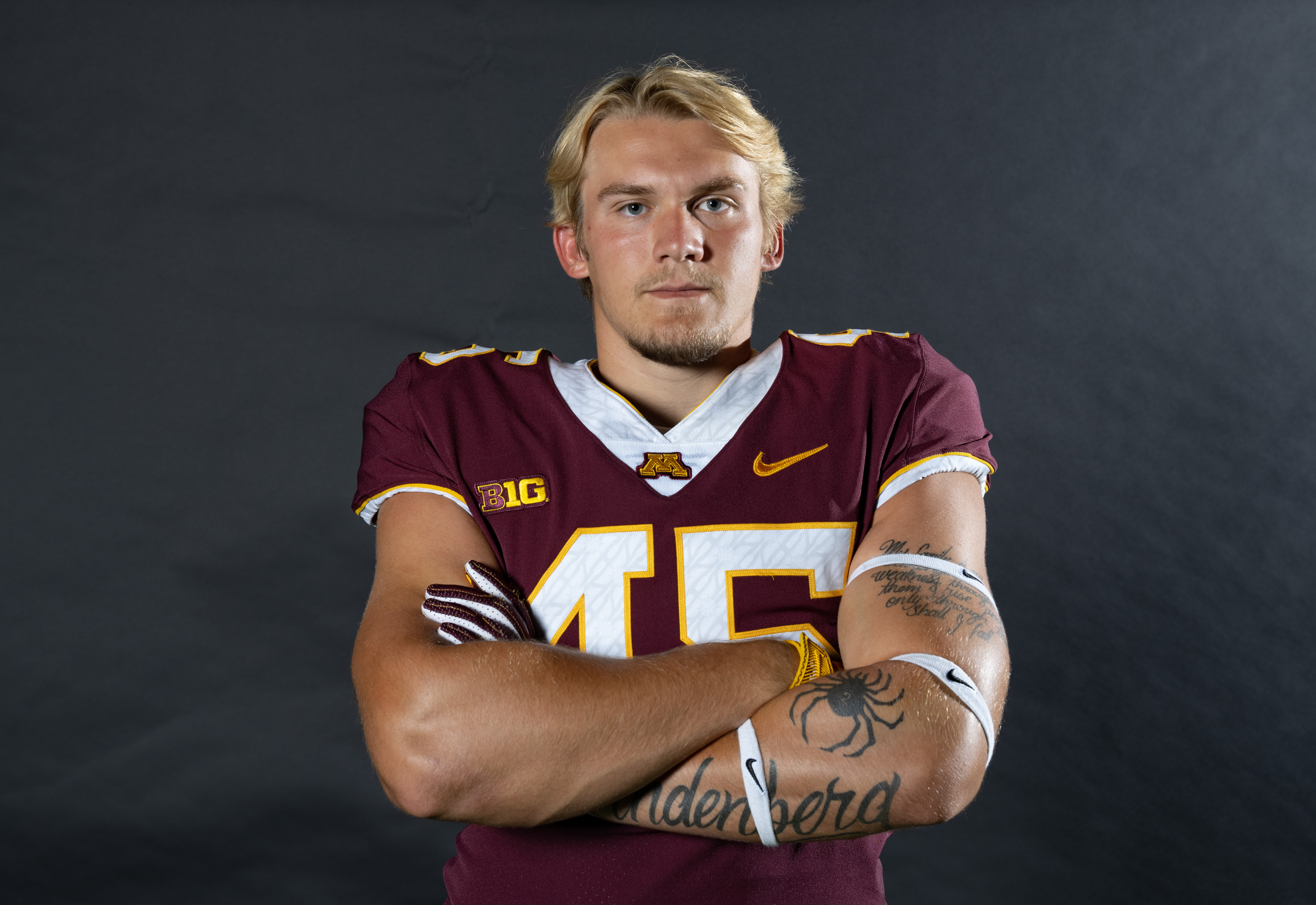 Cody Lindenberg's return from injury gives Gophers linebackers a boost
