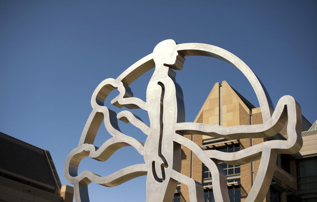 Medtronic buys Cardiocom, a remote monitor pioneer in Chanhassen, for ...