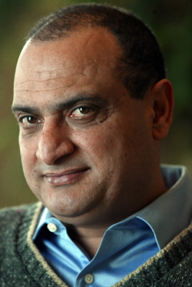 Sabri approaches City Hall with charter proposals, not bribes