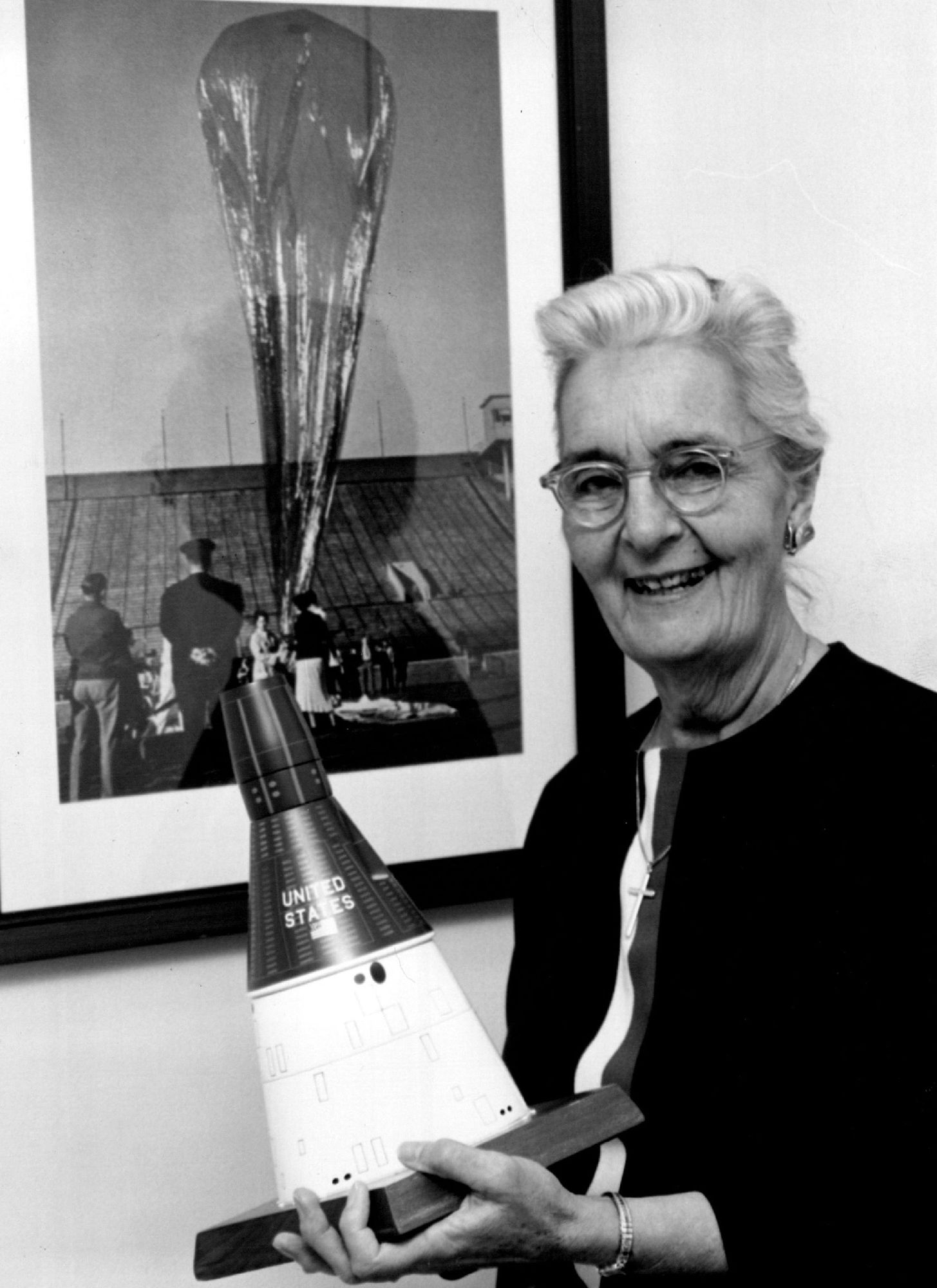 From stratosphere to pulpit: Jeannette Ridlon Piccard 1895-1981