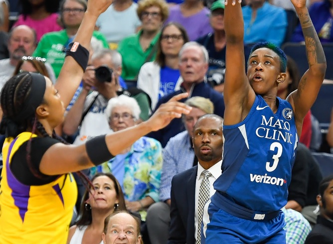 Danielle Robinson reflects on the first three-pointers of her career