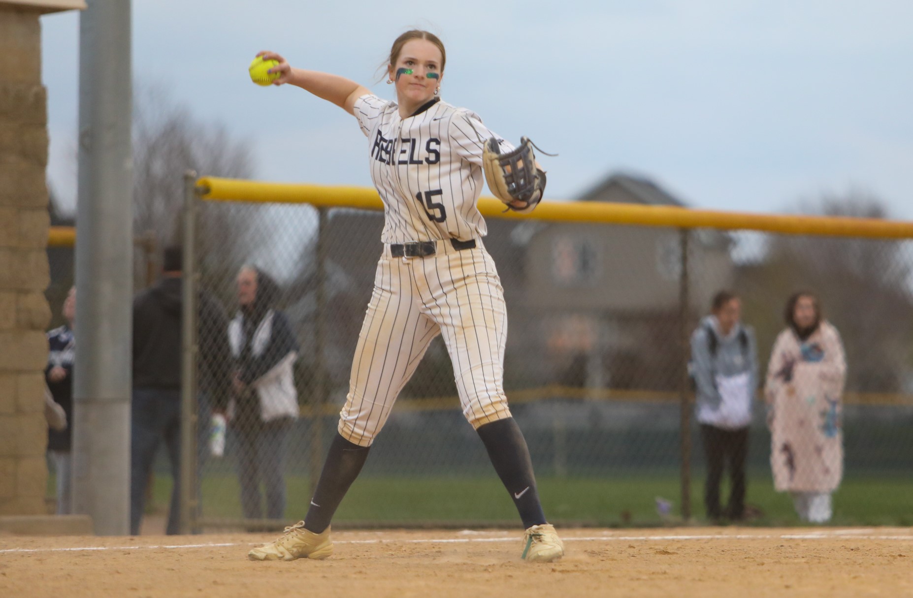 Softball rankings feature moves by Farmington, Champlin Park, Red Lake ...