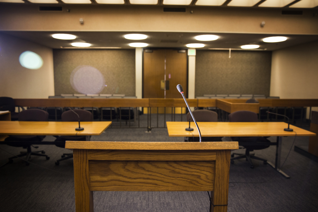 Public Defender asks Hennepin County chief judge to halt out-of-custody ...