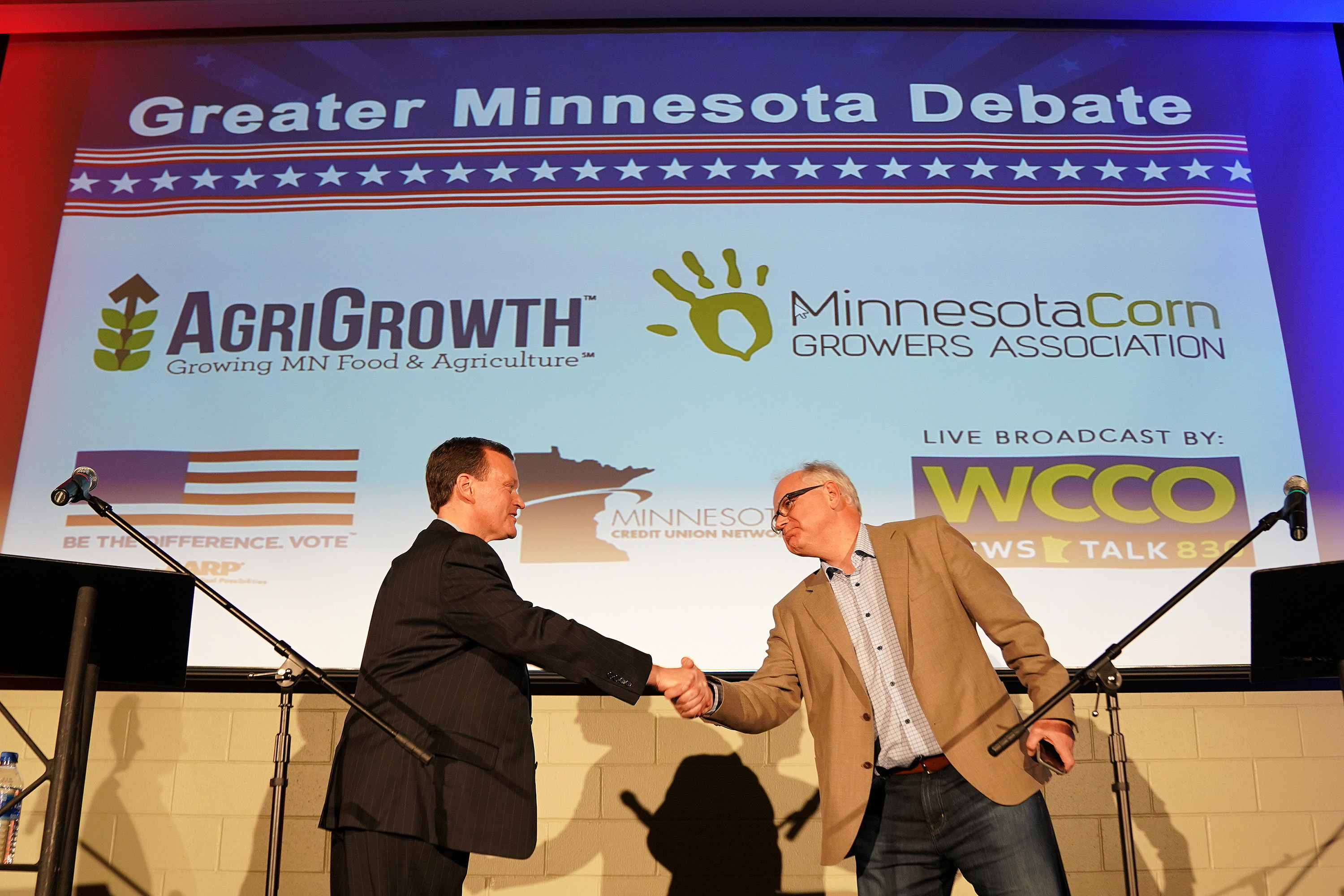 Minnesota gubernatorial candidates Tim Walz, Jeff Johnson state their ...