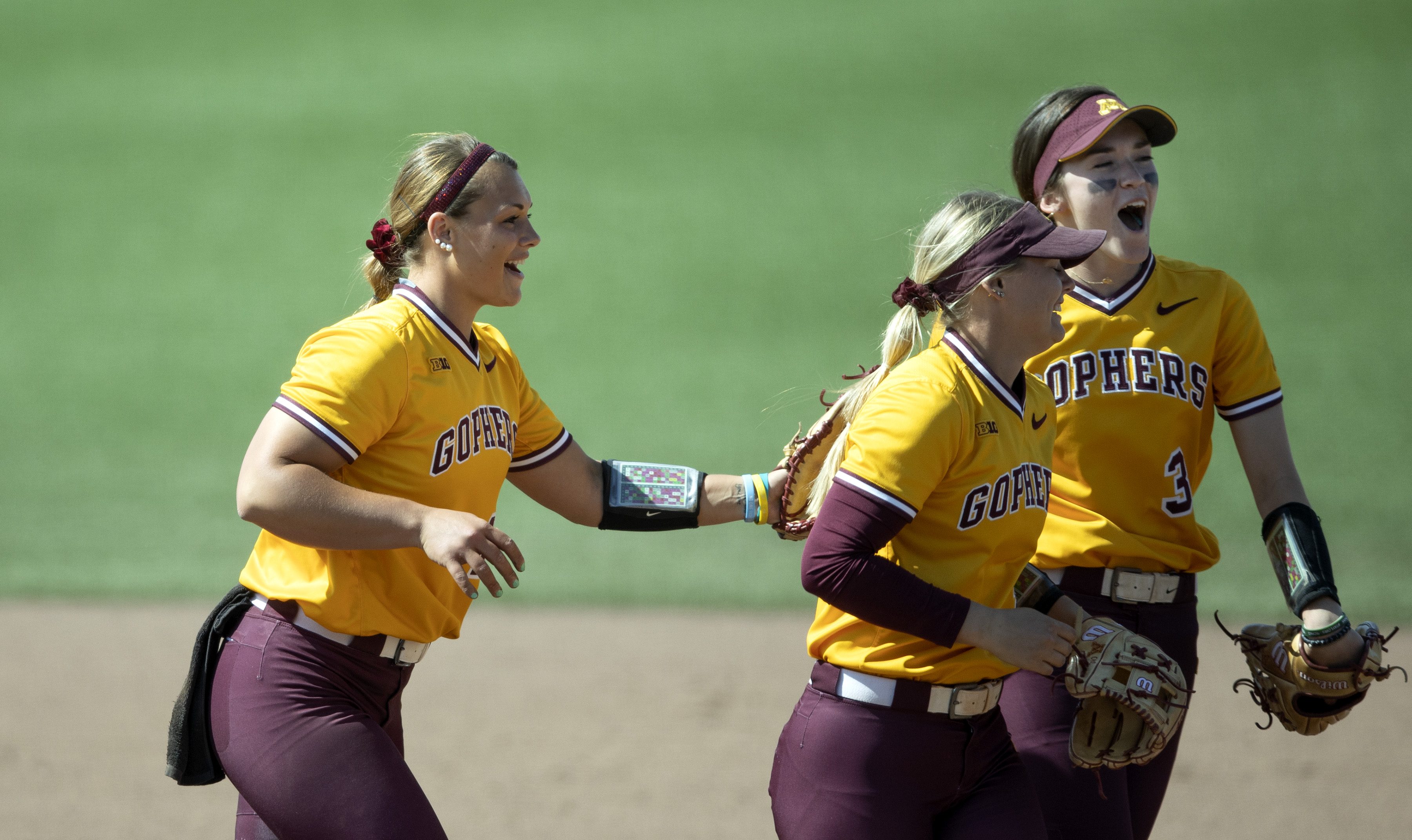 Four 'super seniors' kept Gophers softball strong through coaching changes