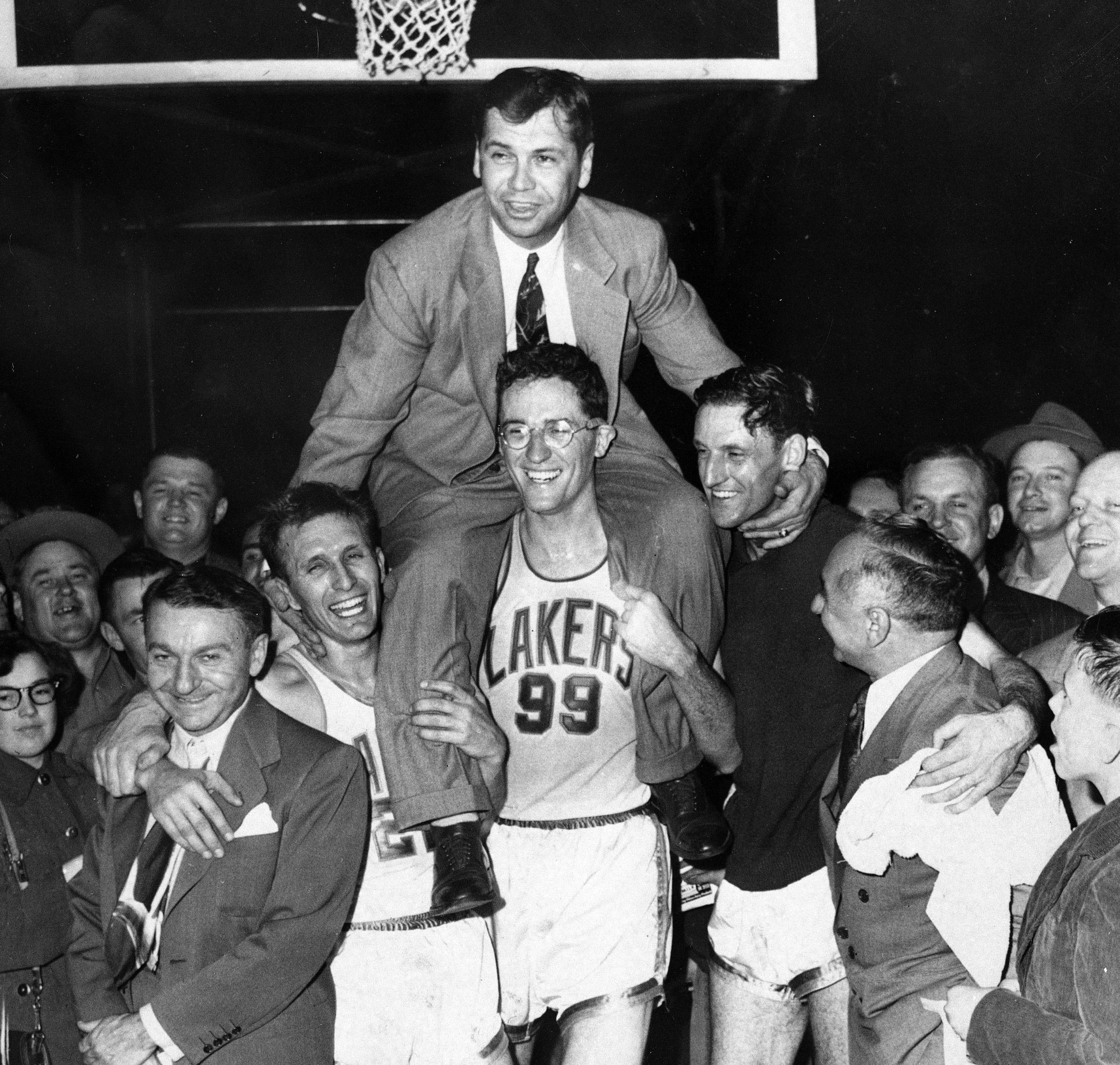 George Mikan's arrival made Lakers the pro basketball team to beat