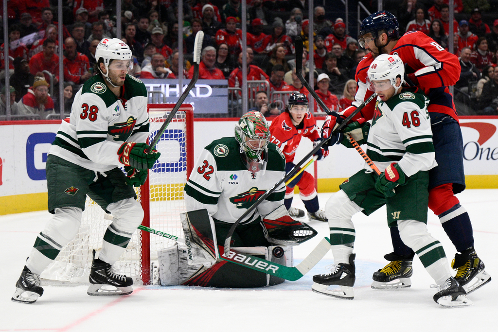 Filip Gustavsson: A spectacular save for the Wild goalie in a stretch ...