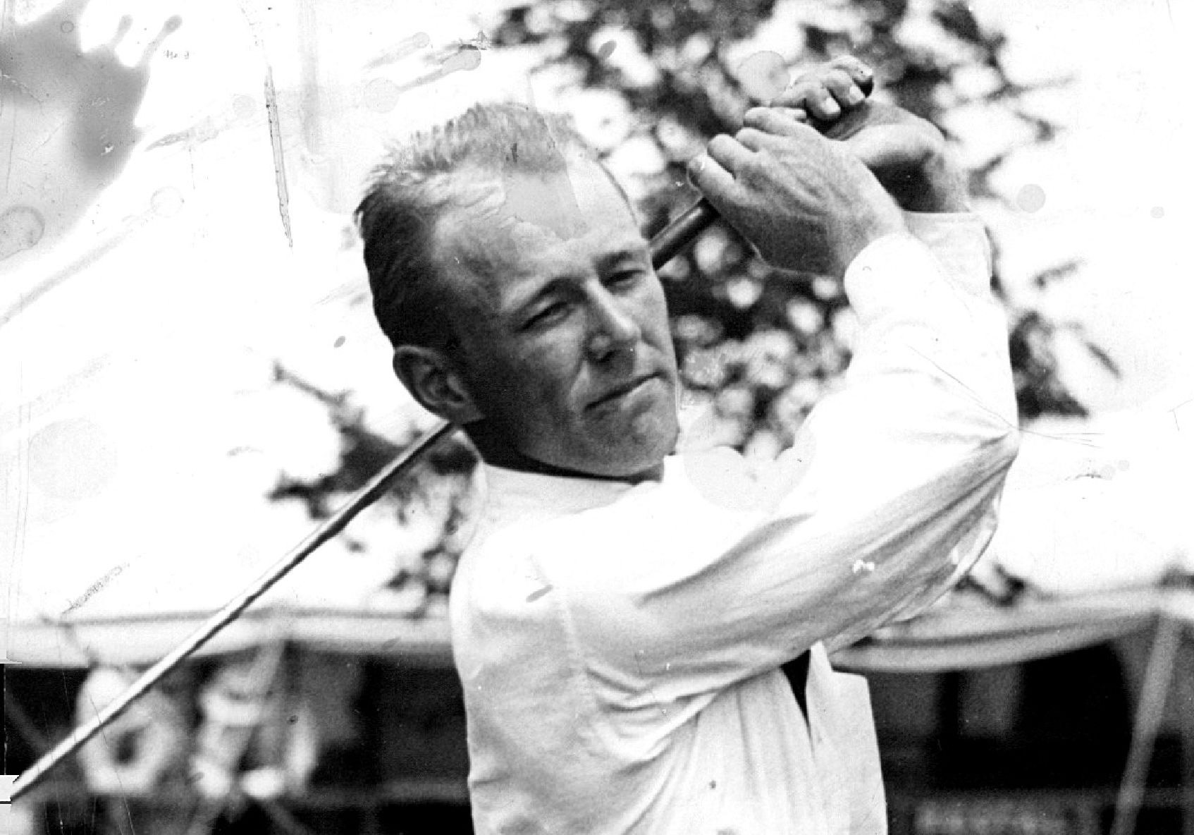 Les Bolstad: Minnesota Sports Hall of Fame inductee, Class of 1972