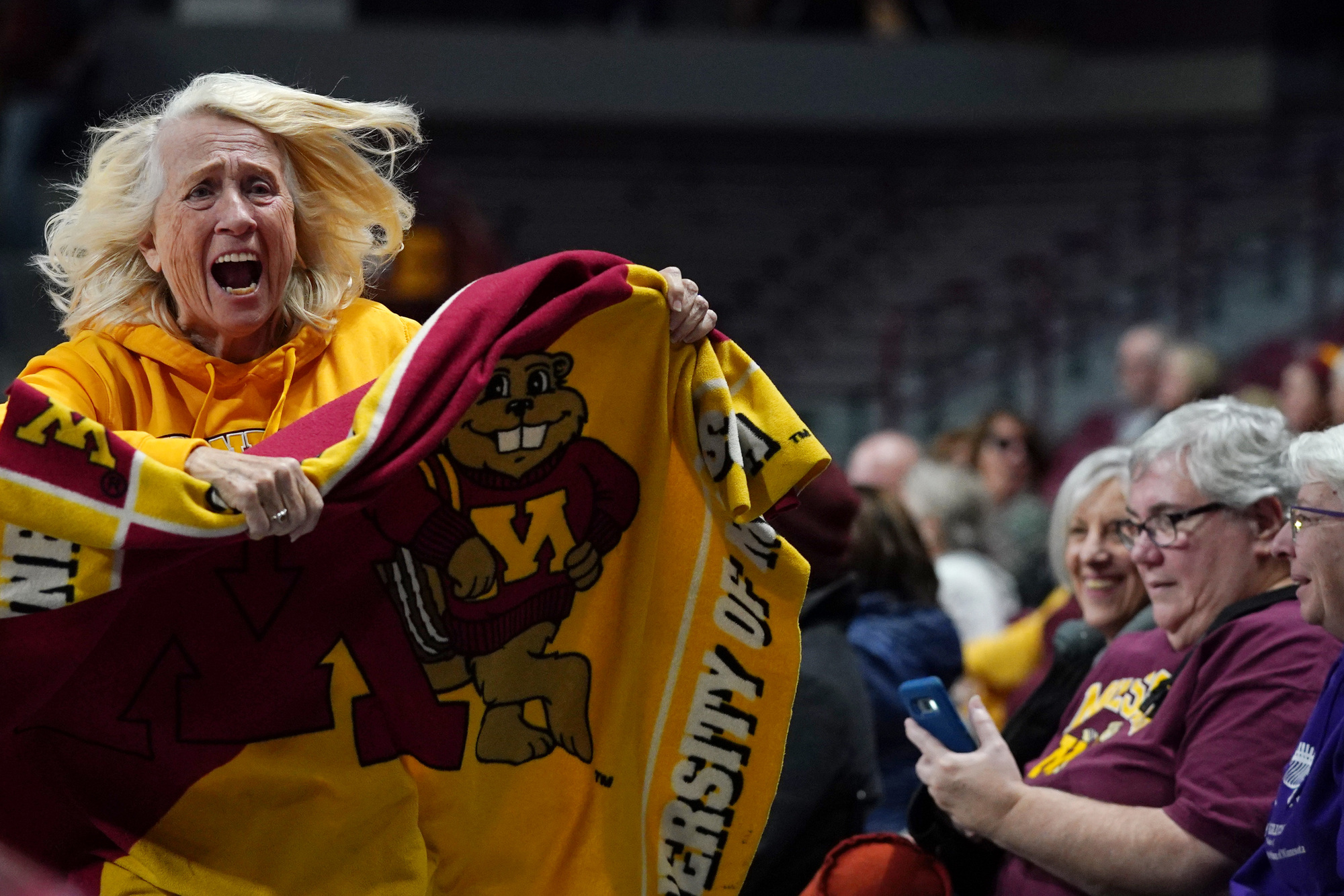 Gophers' beloved 'Blanket Lady' Peps Neuman was once a star athlete, too