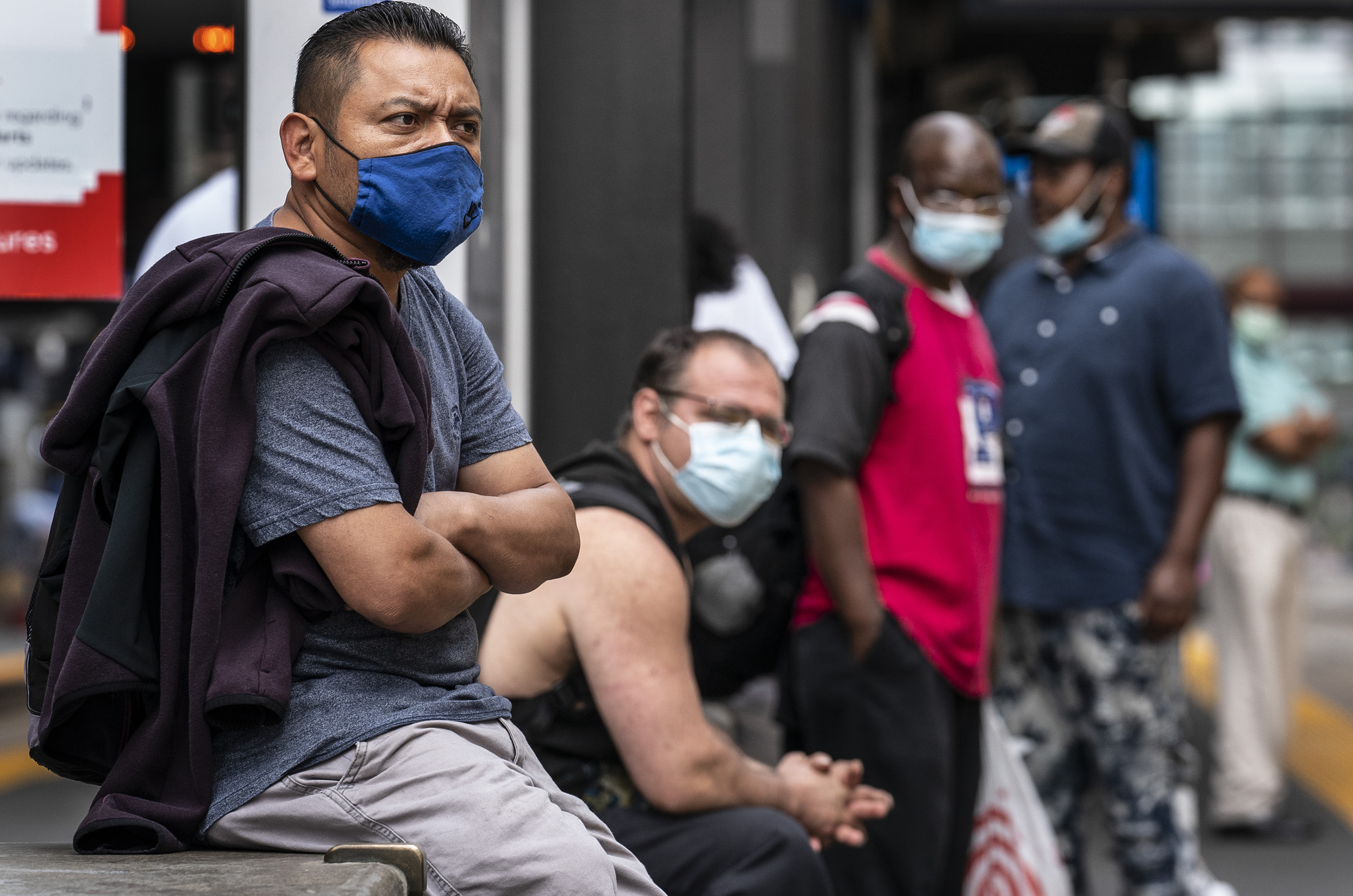 Minnesota experts back masks against variant threat