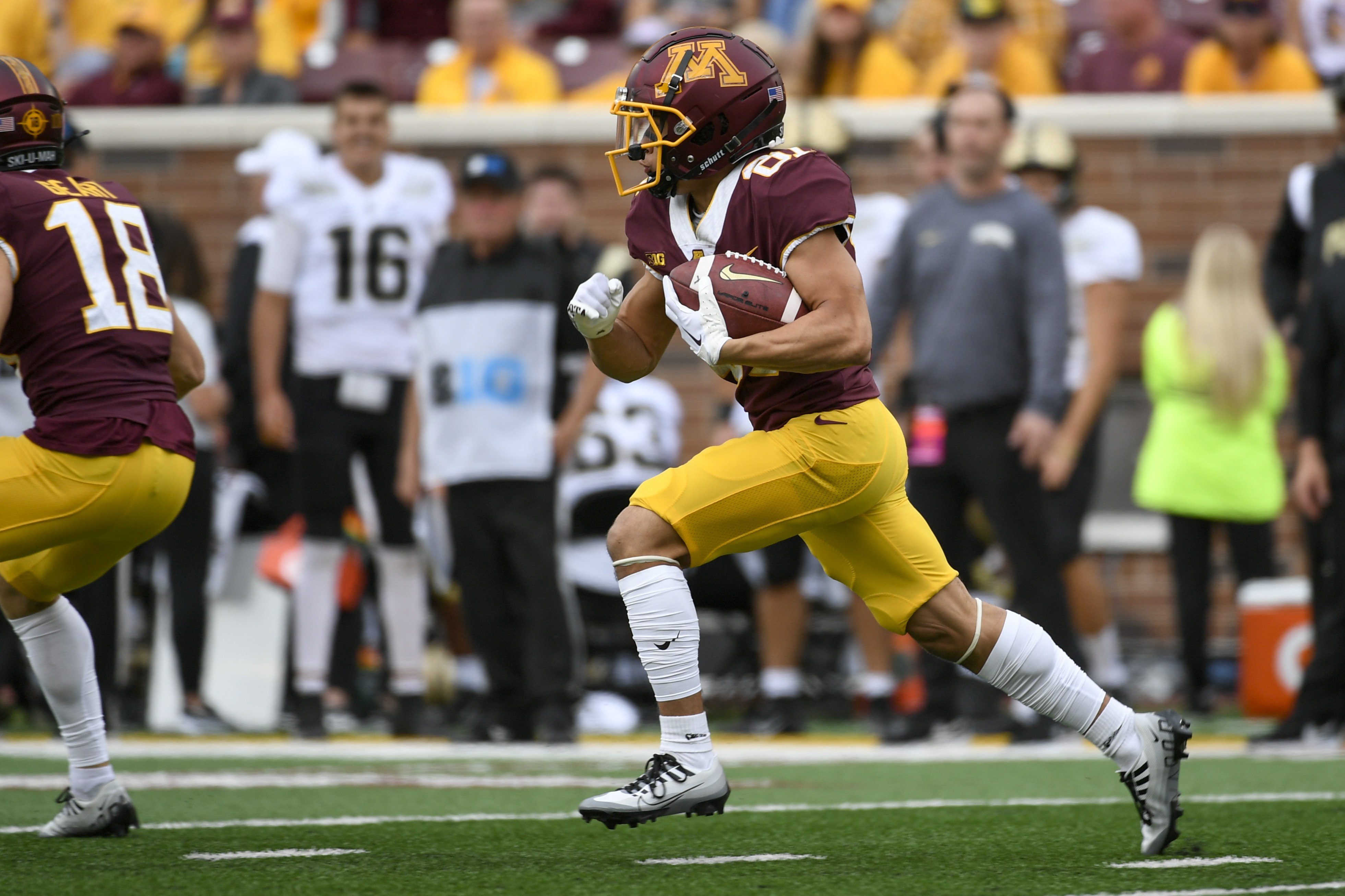 Gophers walk-on Quentin Redding emerges as a potent kickoff return ...
