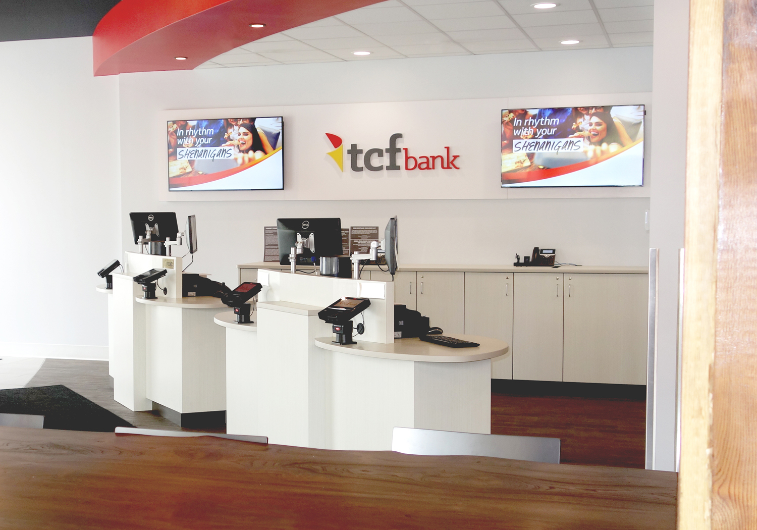 TCF will close branches in 10 Cub Food stores in the metro