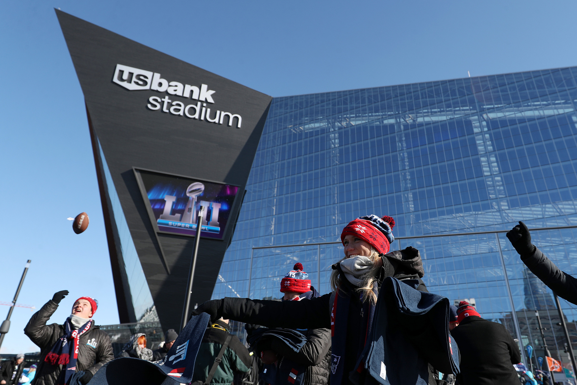 From ovens to cheese pumps to purple glasses, U.S. Bank Stadium selling ...