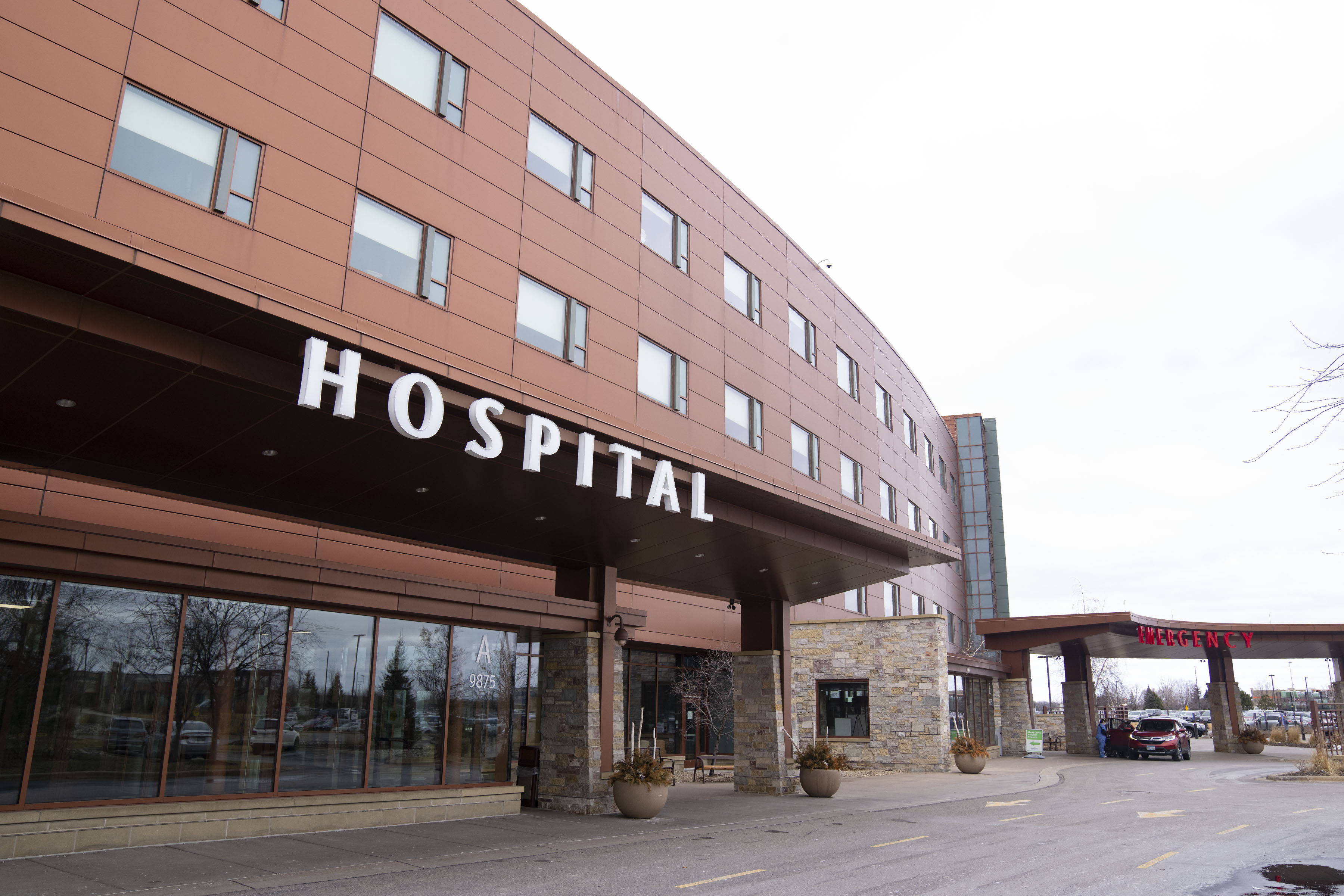 Maple Grove Hospital expansion plans still on hold