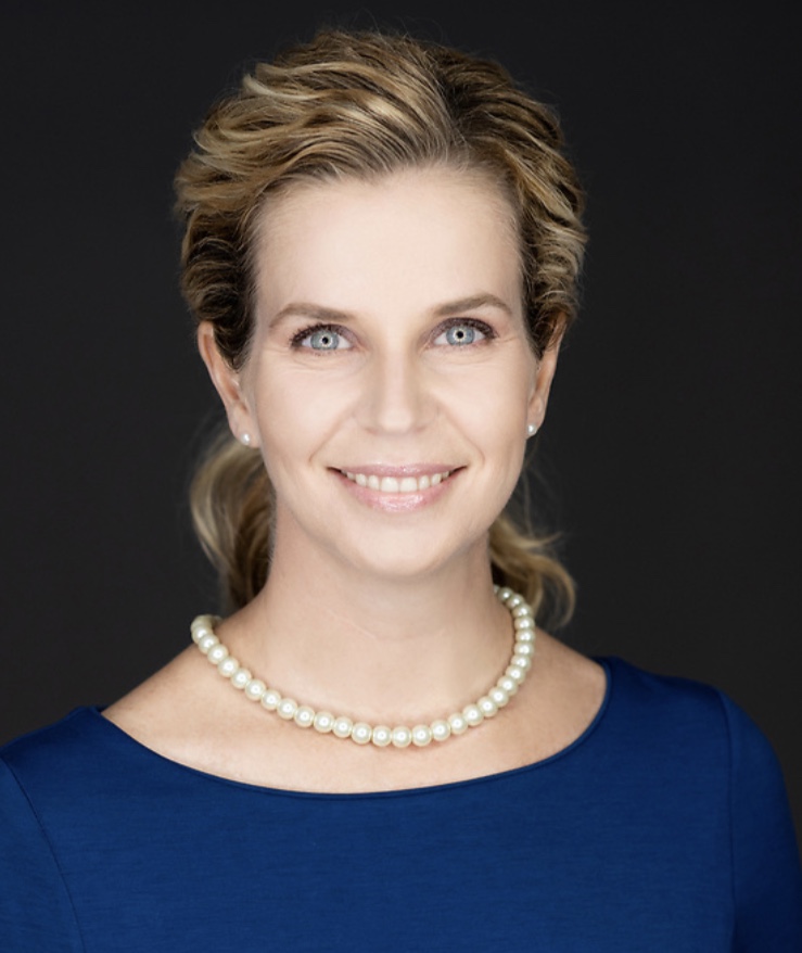 Julie Gleason's Instagram, Twitter & Facebook on IDCrawl