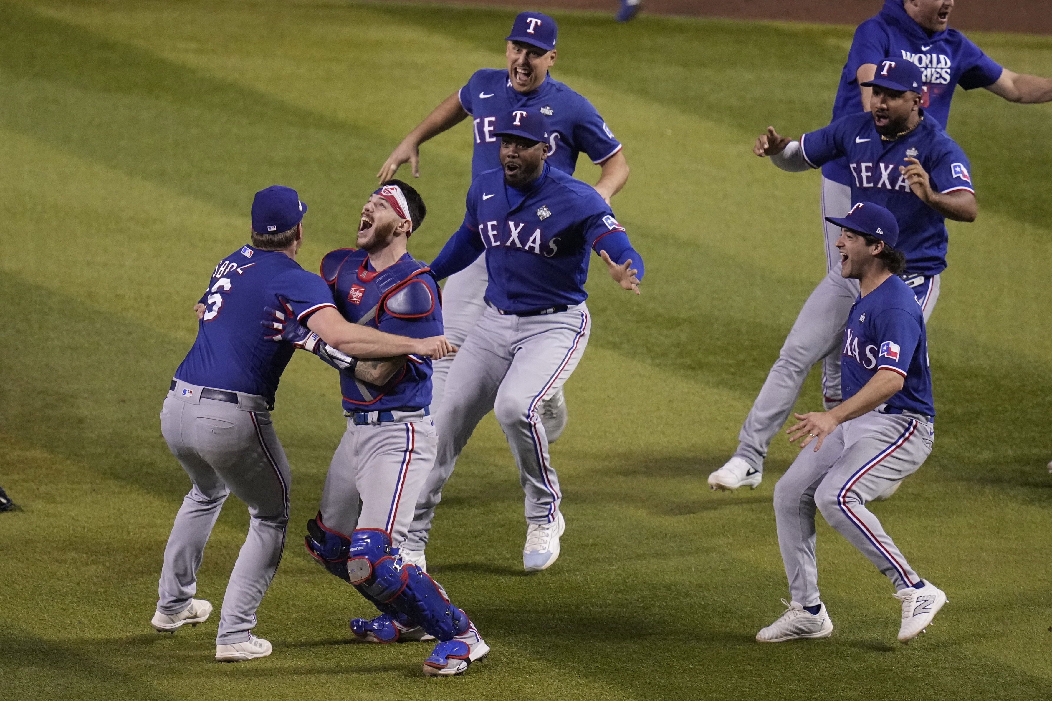 Texas Rangers beat Diamondbacks to win World Series for first time in team's 63-year history💫 ...