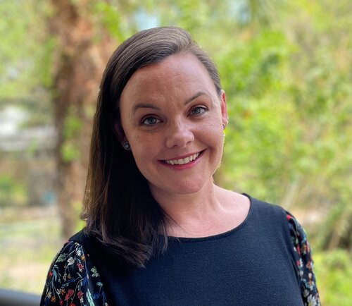 Laurie Dart's Instagram, Twitter & Facebook on IDCrawl